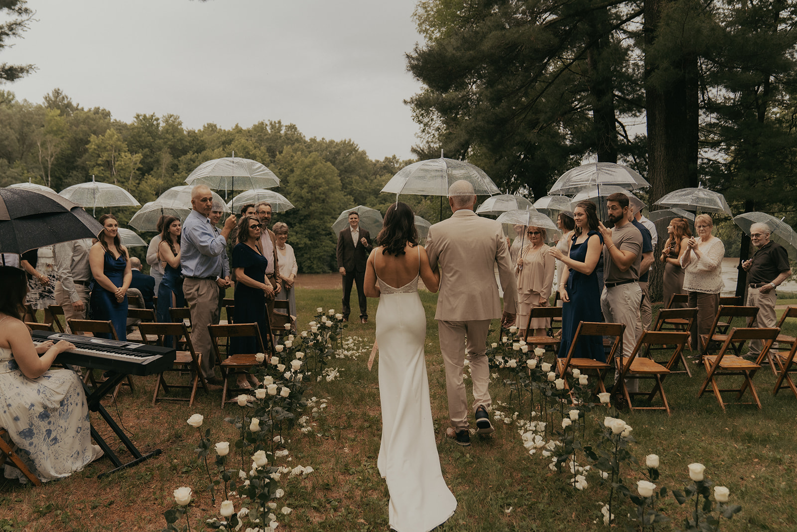 The Secret to the Dreamy, Vintage Wedding for Old Souls ...