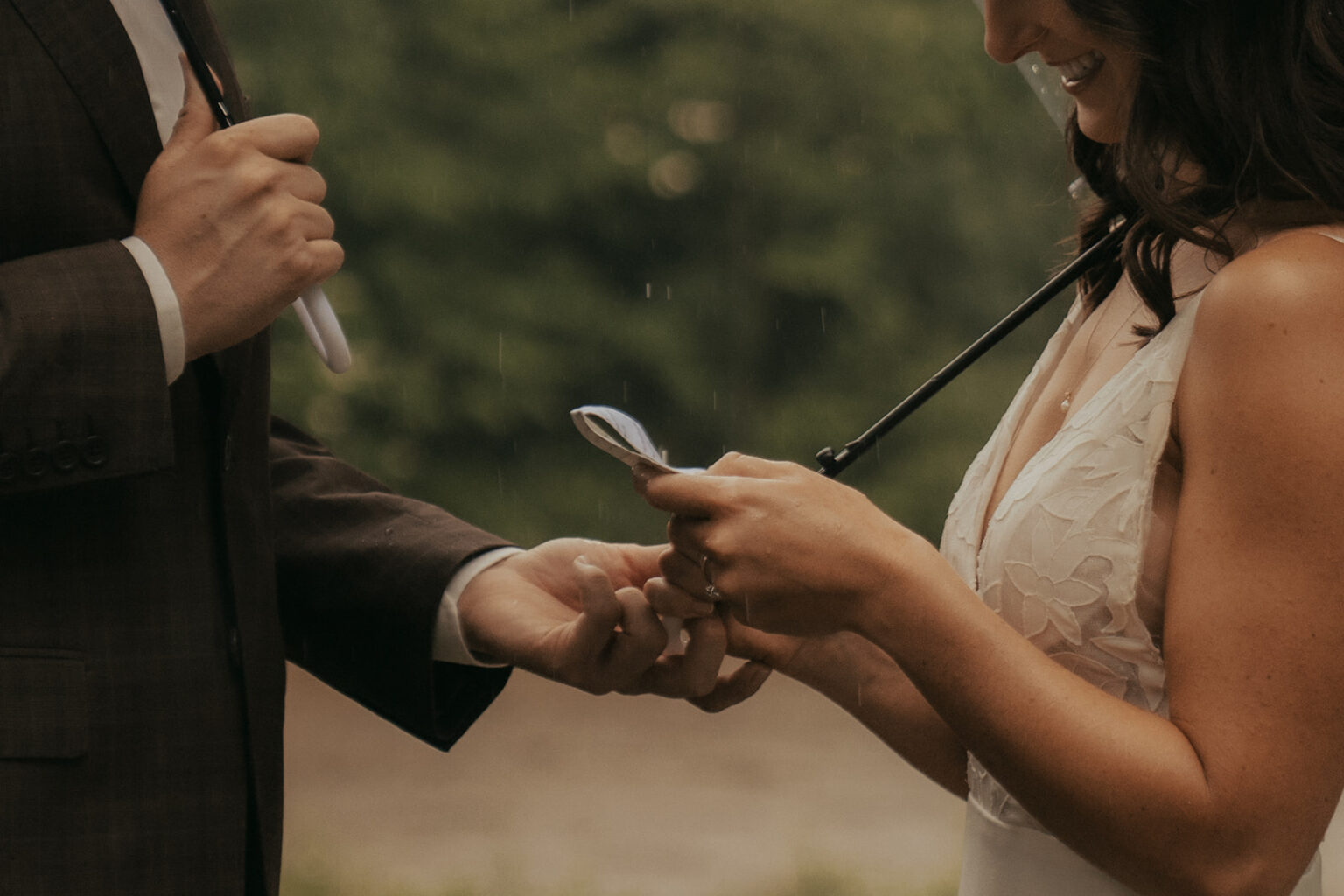The Secret to the Dreamy, Vintage Wedding for Old Souls ...